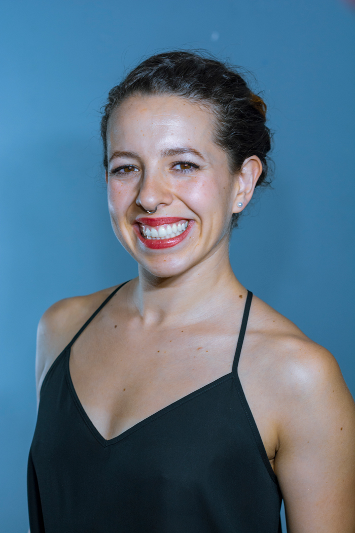 Nosotros - Hekatômbe Producciones Artísticas